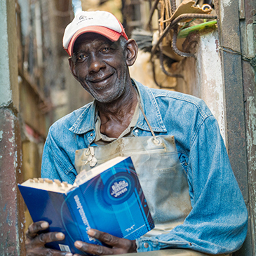 [October 2025 | H] Bibles for Cuba - Canadian Bible Society